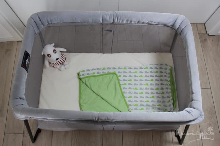 Unser Reisebett Test – BabyBjörn Light für Baby & Kind | Blog